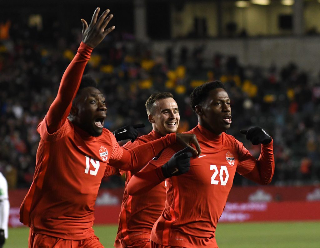 Canadian league and international soccer - Stuart Gradon Photography